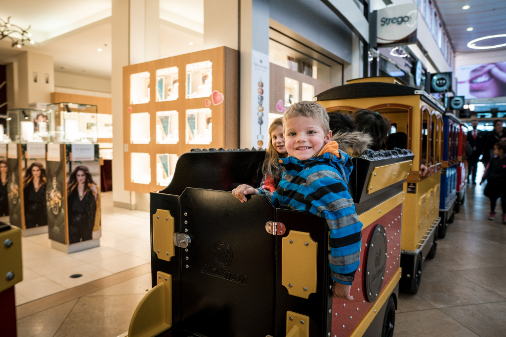 Why kids love mall trains - Wattman World